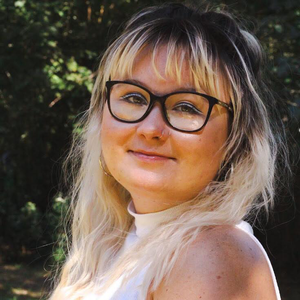 A New Chapter - She Should Run